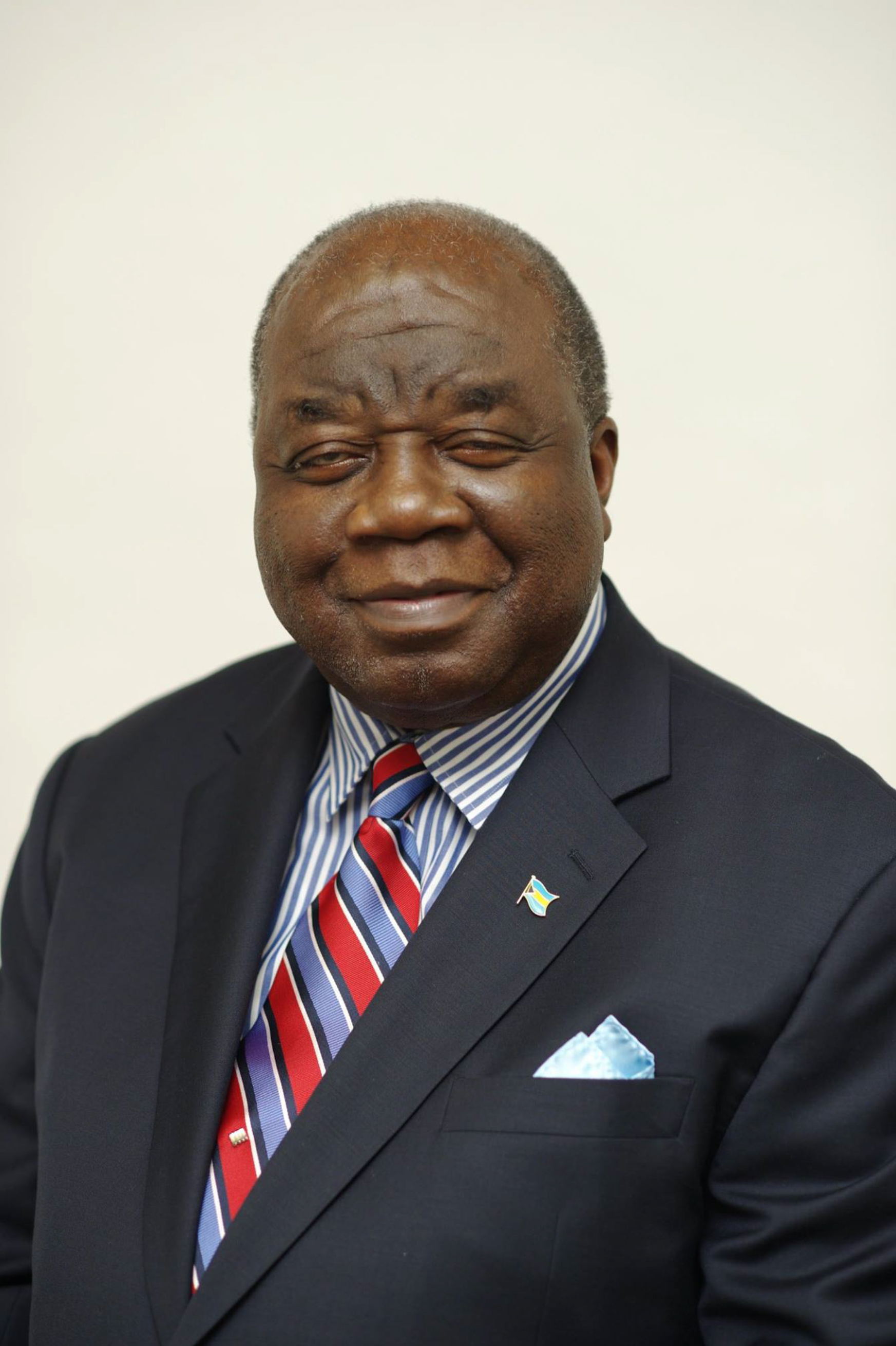 Dr Elliston Rahming – Excellence in Education & Training